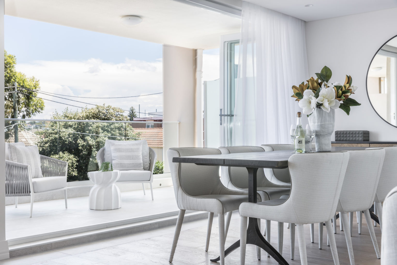 Mr & Mrs Elias | Architectural Apartments